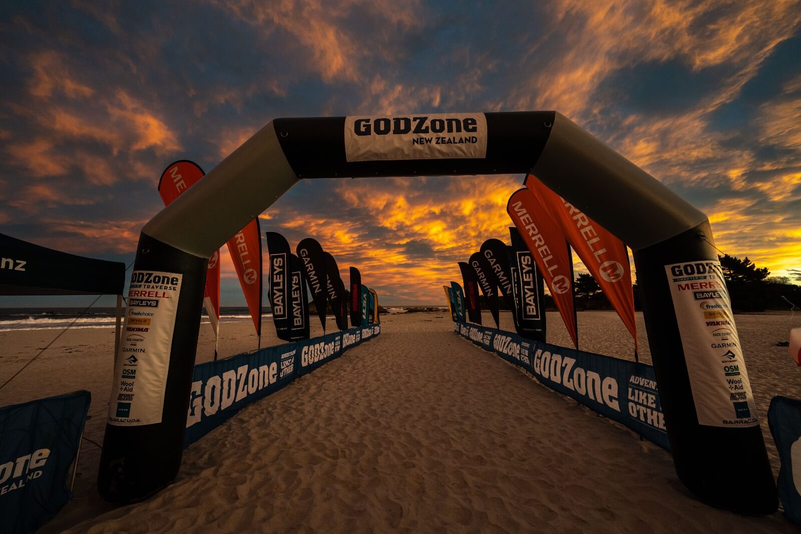 STUNNING BEACH NIGHT TO FINISH | GODZONE Adventure Race